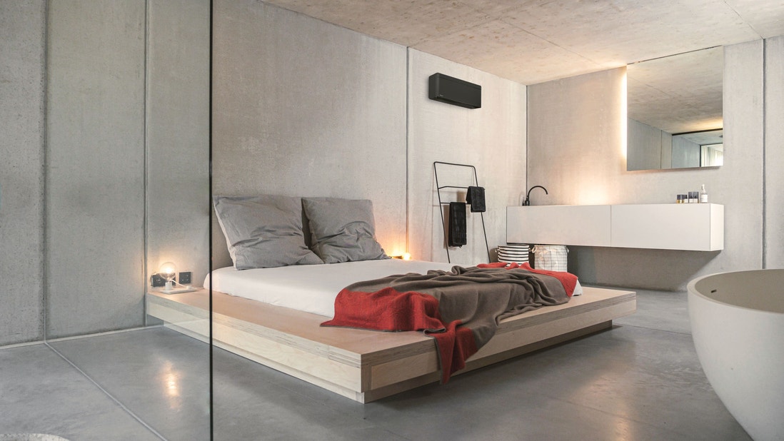 How does the installation of an air-to-air heat pump work? | Daikin